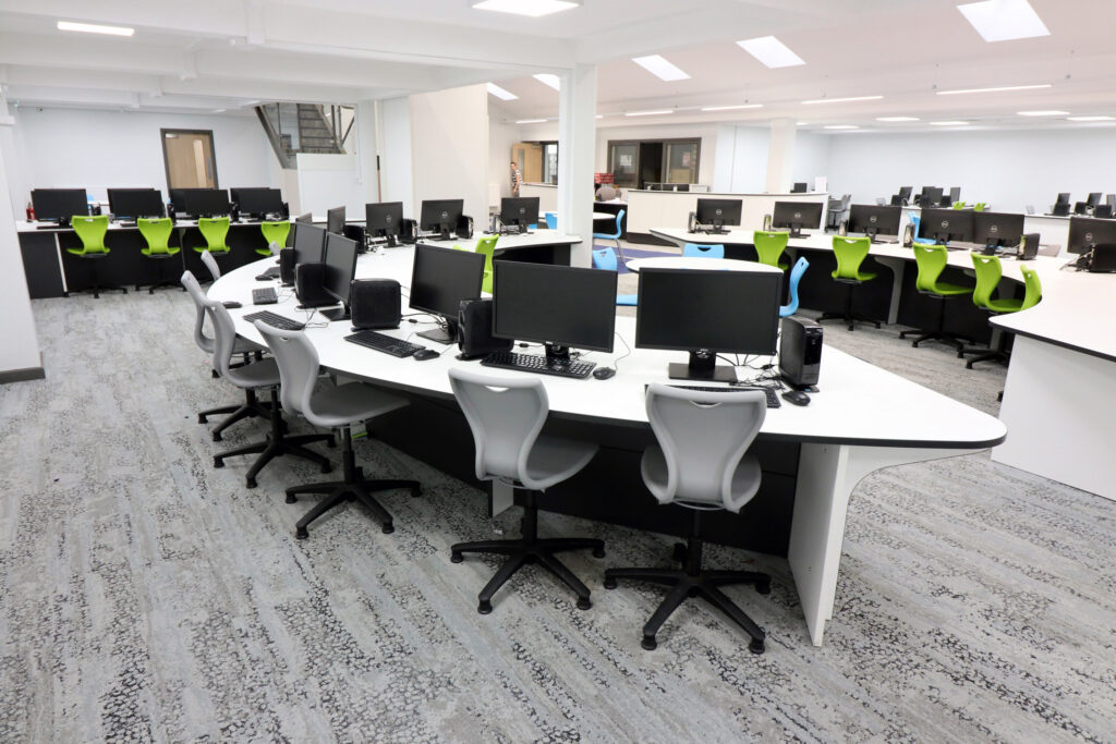 Computer Chairs - Furniture For Schools